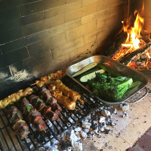 Long Table Farm Outdoor Kitchen - Firespeaking